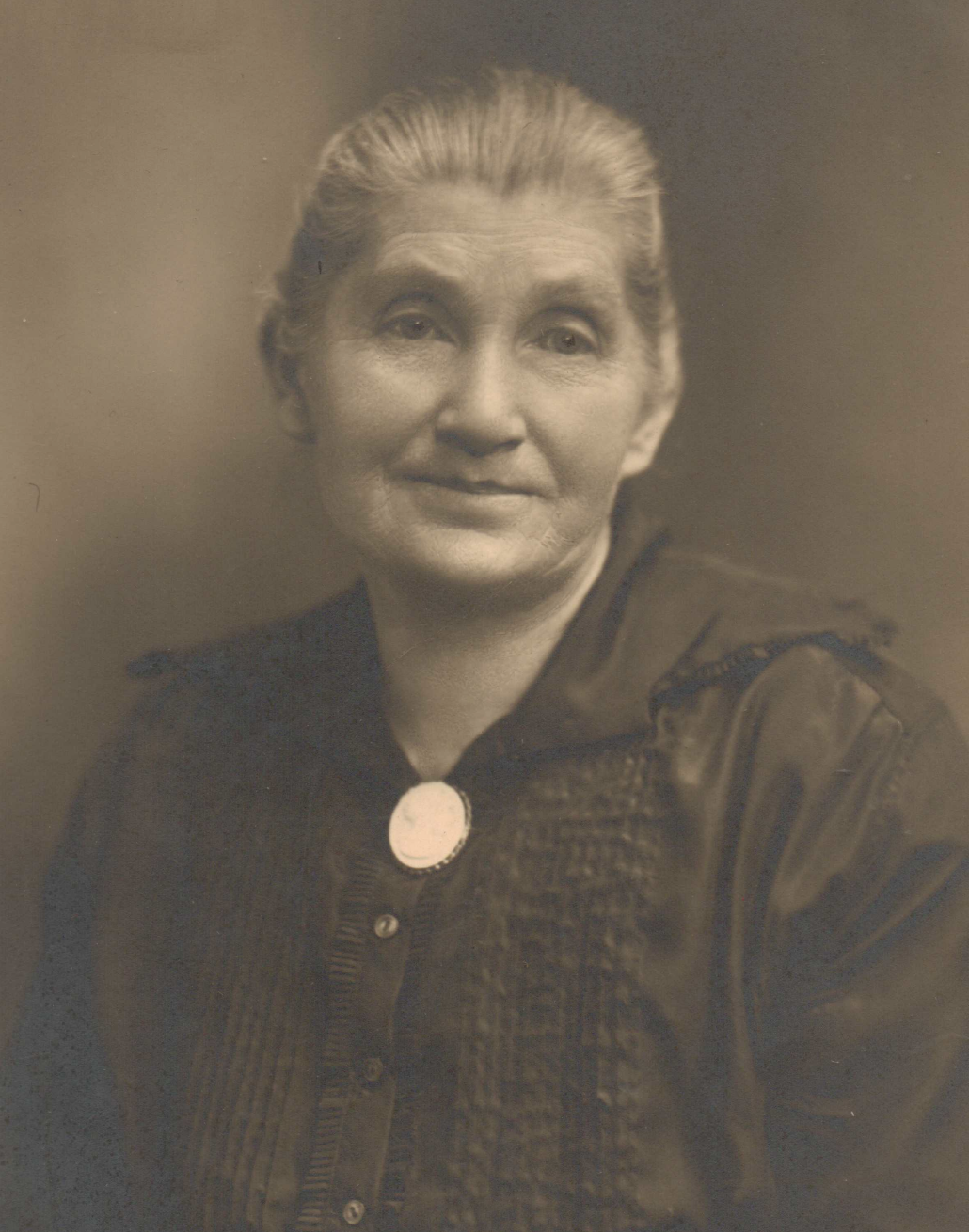 Anne Marie Hansen – A Young Mother in Richfield | #AncestorClips